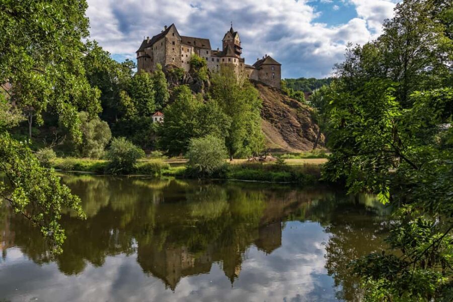 Prague: Karlovy Vary & Loket Tour with Hot Springs & Castle