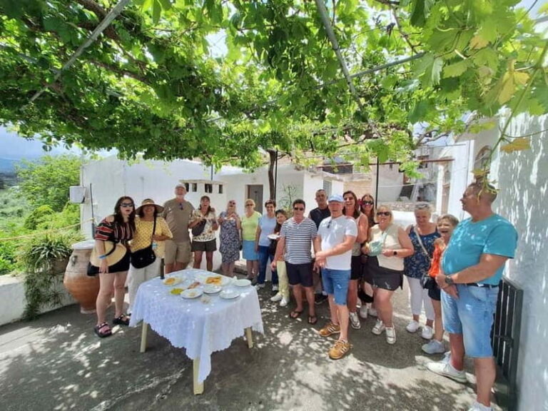 Rethymnon: Melidoni cave - Arkadi - Villages & Cooking Pies - The Overall Value
