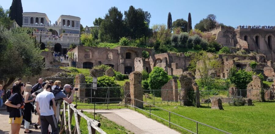 Rome: Colosseum, Roman Forum & Palatine Hill Guided tour - Authentic Perspectives from Travelers