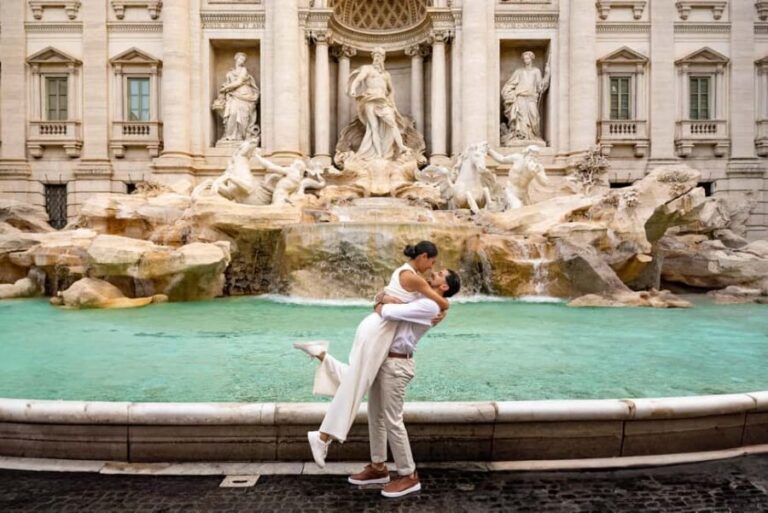 Rome: Trevi Fountain Photoshoot  Private & Personalized - Professional Guidance and Personal Touch
