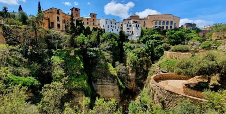 Ronda and Setenil Tour with Free Time from Málaga - What Makes This Tour Stand Out?