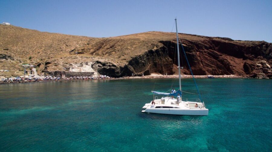 Santorini:Catamaran: private cruise with food & drinks