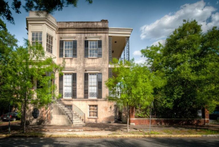 Savannah: Grave Tales Walking Tour - The Itinerary Breakdown