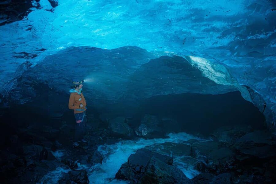 Sólheimajökull: Glacier Hike and Ice Cave Tour