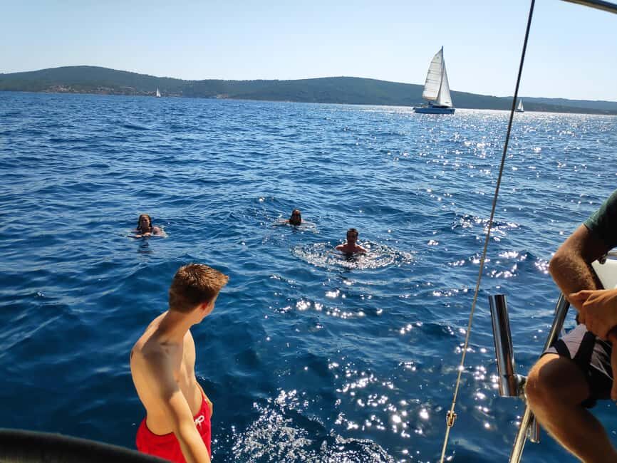 Split: Half Day Sailing Tour with Swim Stop, Snacks and Wine