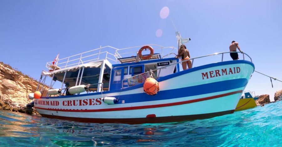 St Paul's Bay: Comino, Blue Lagoon, Gozo, & Caves Boat Tour