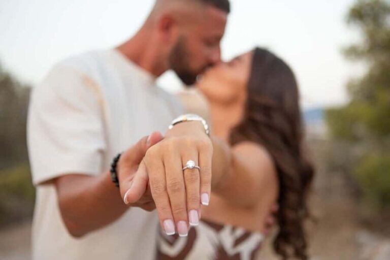 Surprise Proposal Photoshoot in Athens - Why This Tour Works Well