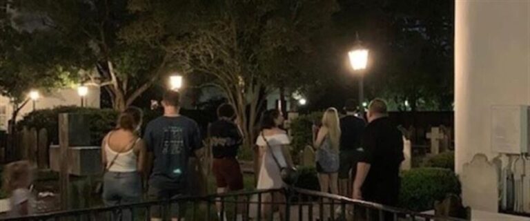 Take an Amazing Guided Ghost Tour! - Discovering Charleston’s Haunted Roots