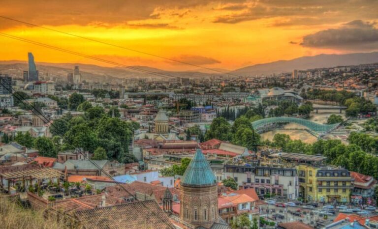 Tbilisi: 3-hour Private Guided Walking Tour - Discovering the Sights of Tbilisi