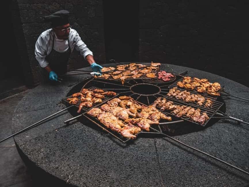 Timanfaya National Park: Evening Tour with Volcano Dinner