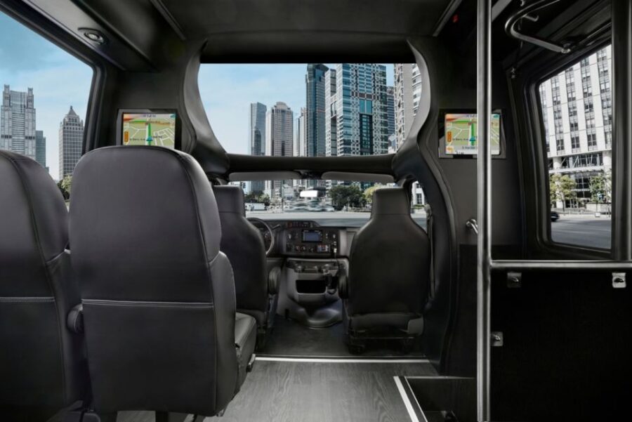Toronto: Shuttle Transfer Between Downtown and Niagara Falls - Breakdown of the Experience