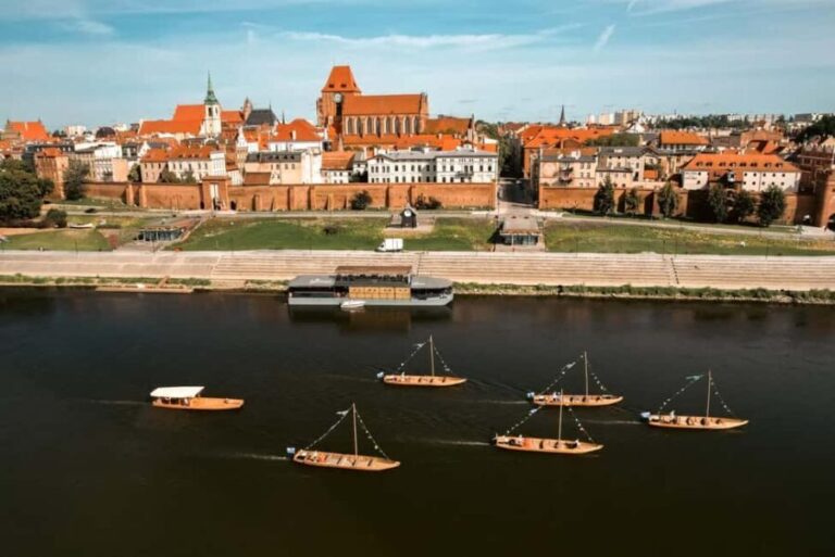 Toru: Scenic Cruise on a Traditional Vistula Wooden Boat - What to Expect from Your Vistula River Journey