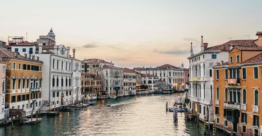Venice: Private Walking Tour with a Local