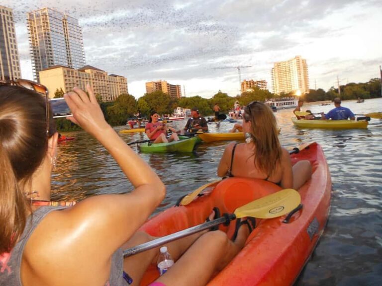 Austin: Guided Bat-Watching Kayak Tour - The Bats’ Grand Departure