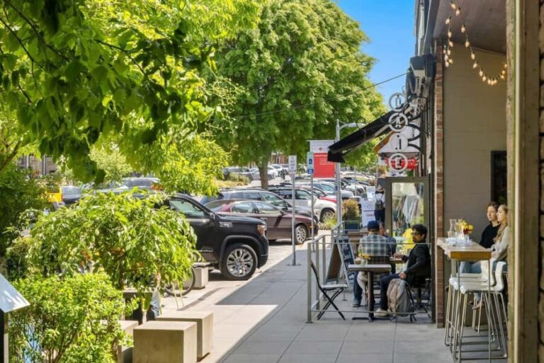 Bainbridge Island Discovery and Wine Tour - An In-Depth Look at the Bainbridge Island Discovery and Wine Tour
