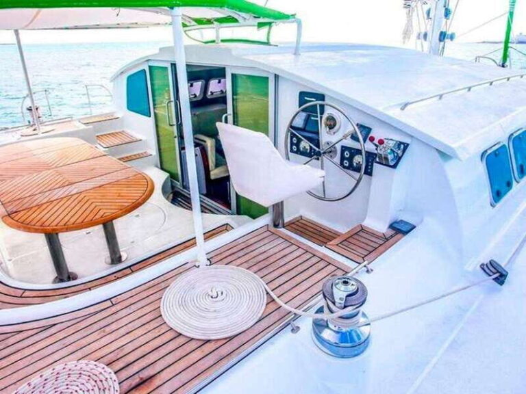Cancun: Half-Day Private Catamaran for 35 guests - What’s Included & What’s Not