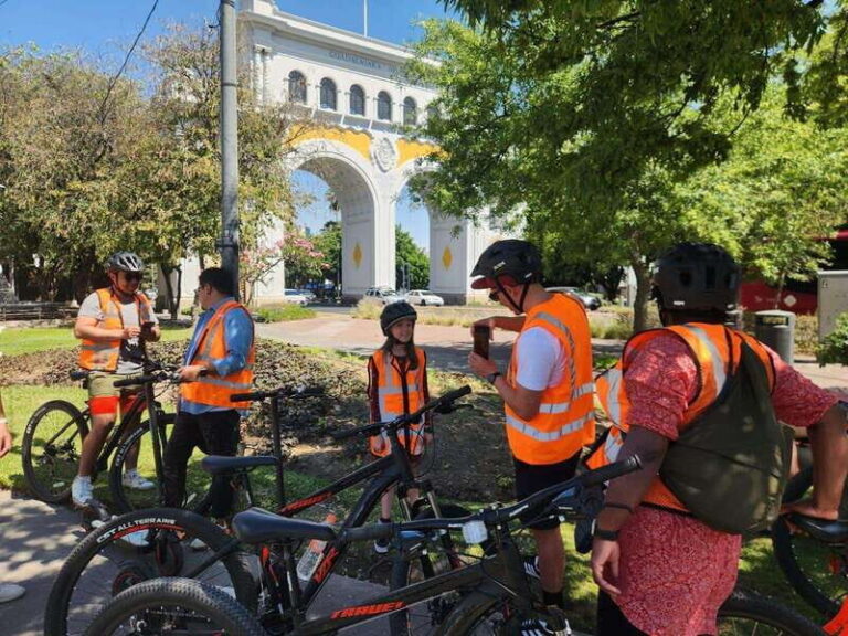 Guadalajara: Bicycle tour of the city visiting places of interest. - What Makes This Tour Stand Out