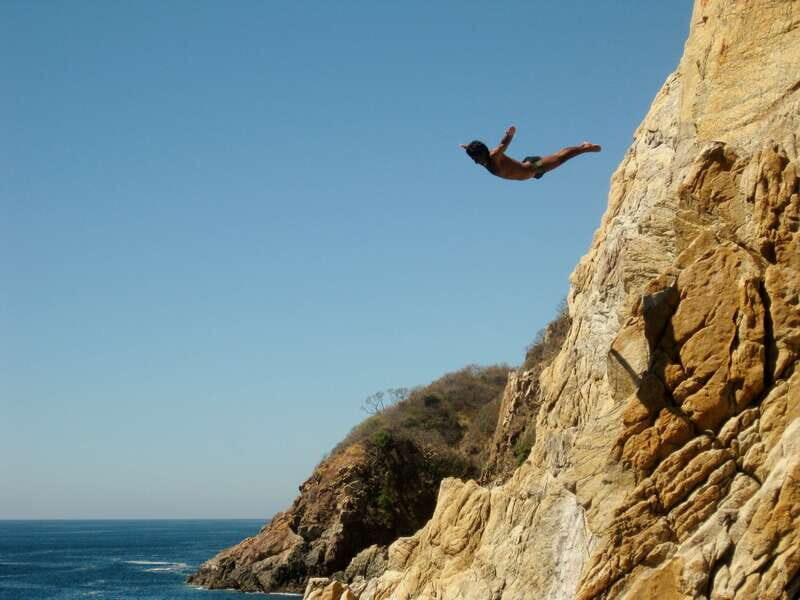 *High Cliff Diver Show & Round Trip Transportation - Authenticity, Value, and Practical Tips