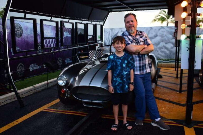 Hollywood Fast Drivers: Accelerate and feel the speed - The Realities: Pros and Cons