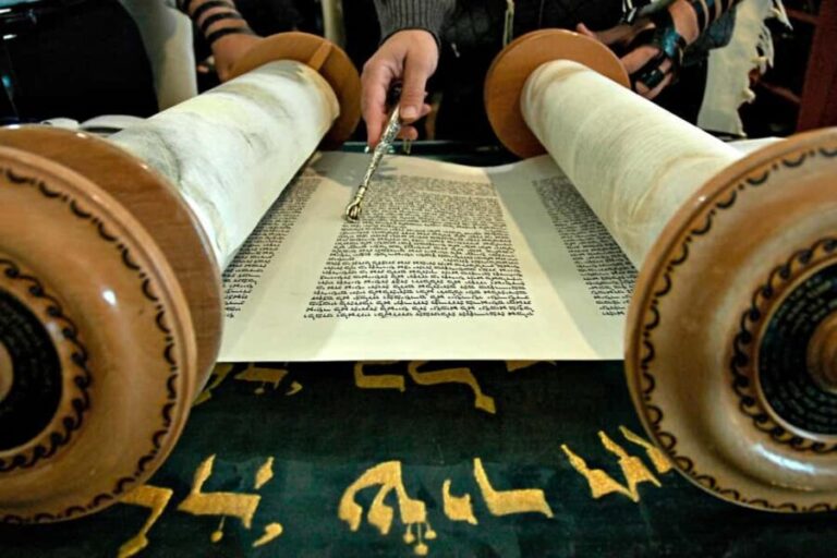 Jewish History Vancouver Oakridge Private Walking Tour - The Itinerary: What Makes Each Stop Special