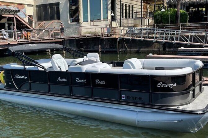 Lake Austin Boat Cruise 1.5 Hour Scenic Tour BYOB Per Person - What the Experience Feels Like