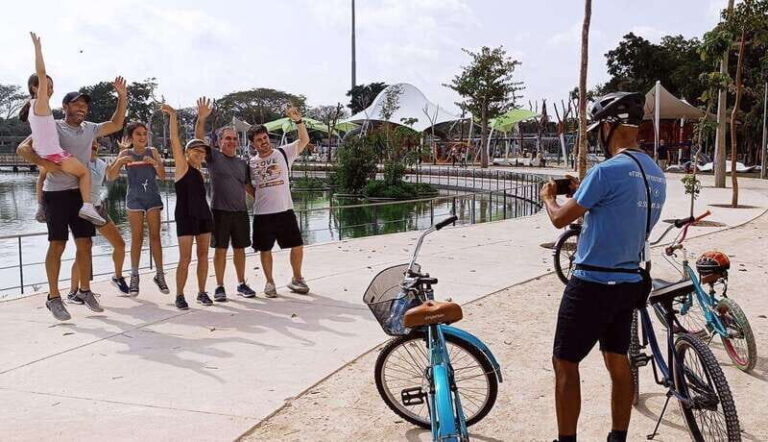 Mérida: Montejo Boulevard and Historic Center bike tour - What Makes This Tour Stand Out?