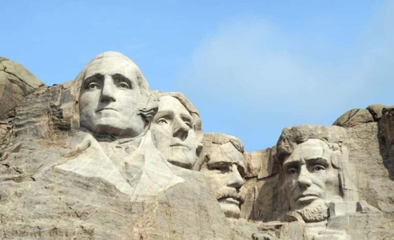Mt Rushmore Yellowstone & Arches National Parks 7-day Tour - A Deep Dive into the Tour Experience