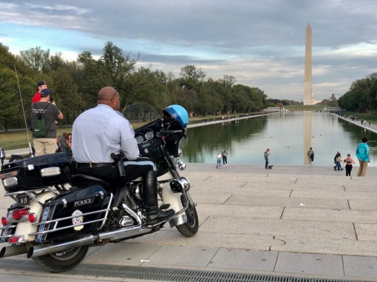 National Mall Tour w/ Washington Monument Semi-Private 12ppl - Who Will Love This Tour?