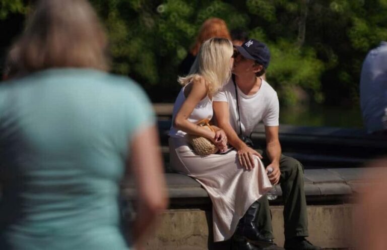 NYC: Valentines Day Central Park Tour by Heated Rickshaw - The Value of a Private Guided Ride
