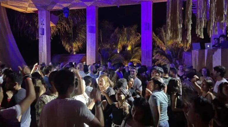 Puerto Escondido Pub Crawl - Who Should Consider This Experience?