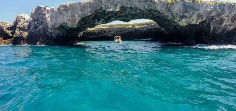 Puerto Vallarta: Marietas Paradise Tour + Lunch & Open Bar - Why This Tour Works