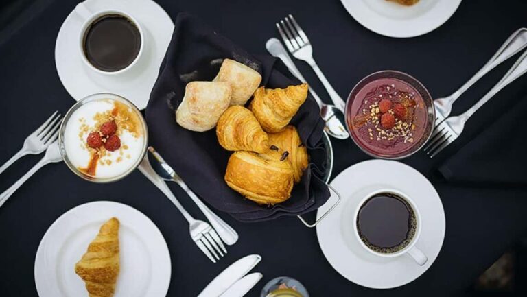 Québec City: Weekend River Brunch Cruise - The Culinary Experience: Food That Satisfies