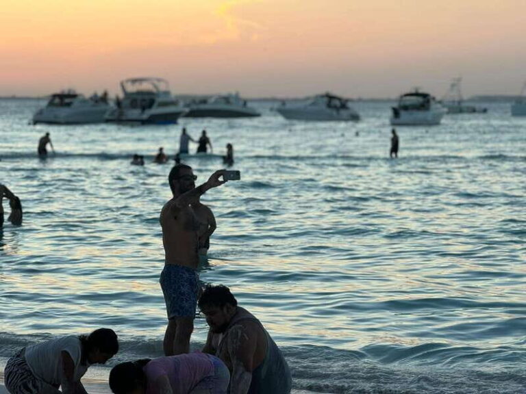 Sunset Sailing to Isla Mujeres with Cancún Transfer - The Route and Activities