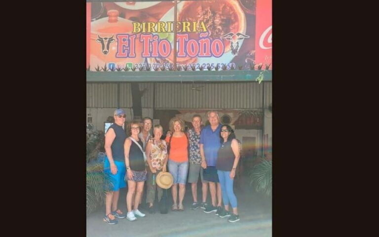 The best walking tour in the neighborhood of Versalles - Why This Tour Works