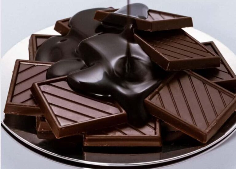 Wellington's Chocoholics Walking Odyssey - Chocolate Tastings and Local Flavors