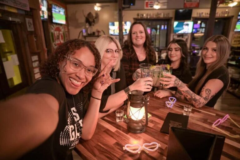 Wilmington: Boos and Booze Haunted Pub Crawl - The Guide and the Atmosphere