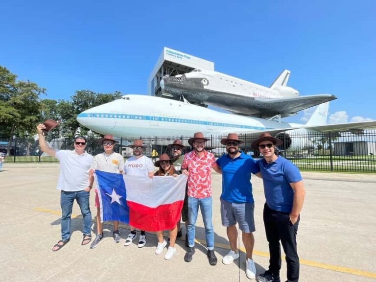 World Cup: Houston NASA Spanish Tour Guide & Driving Tour - The NASA Space Center: An Out-of-This-World Experience